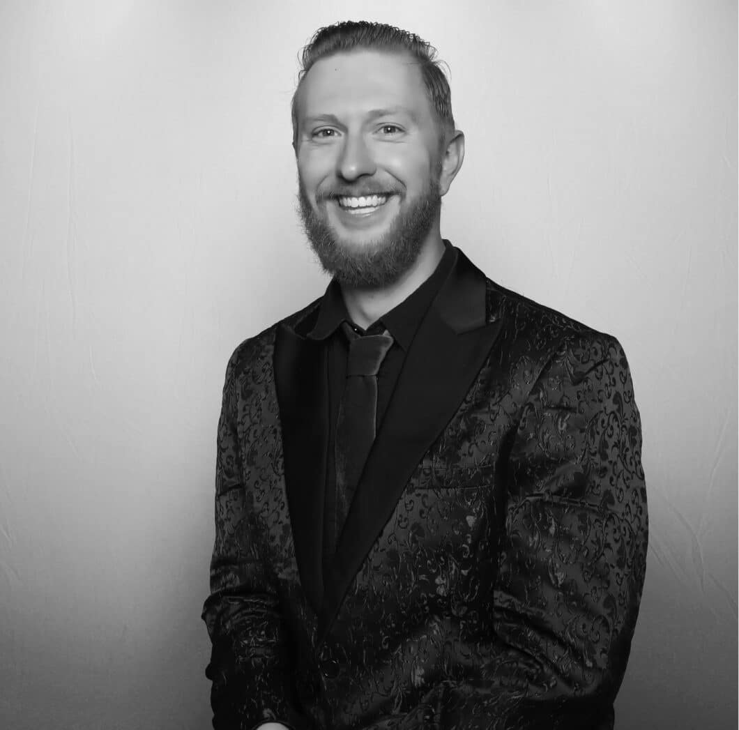 DJ Services | Kansas City's Top DJ & Event Lighting Services |Icon ...